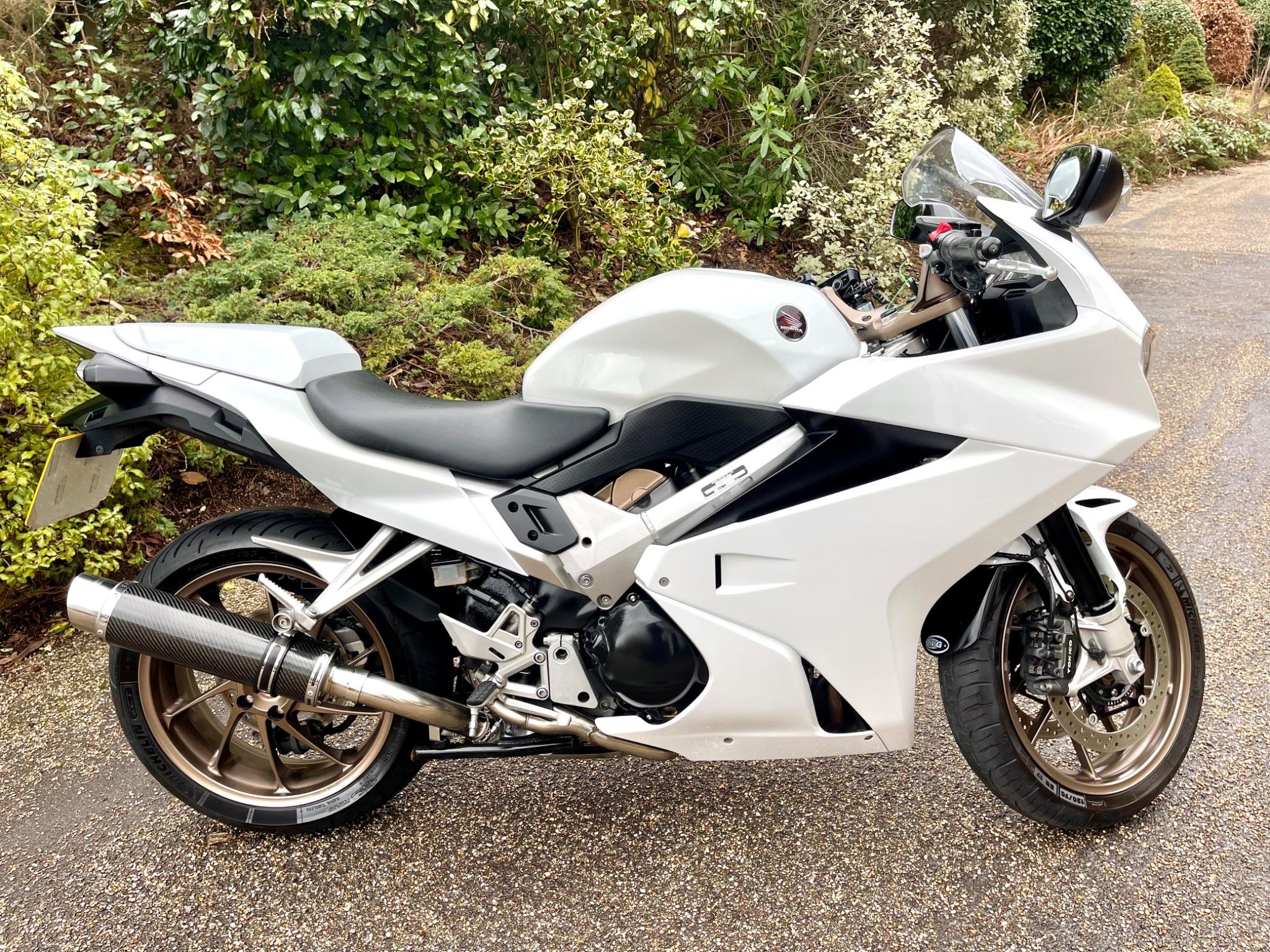 Vfr800 autotrader store